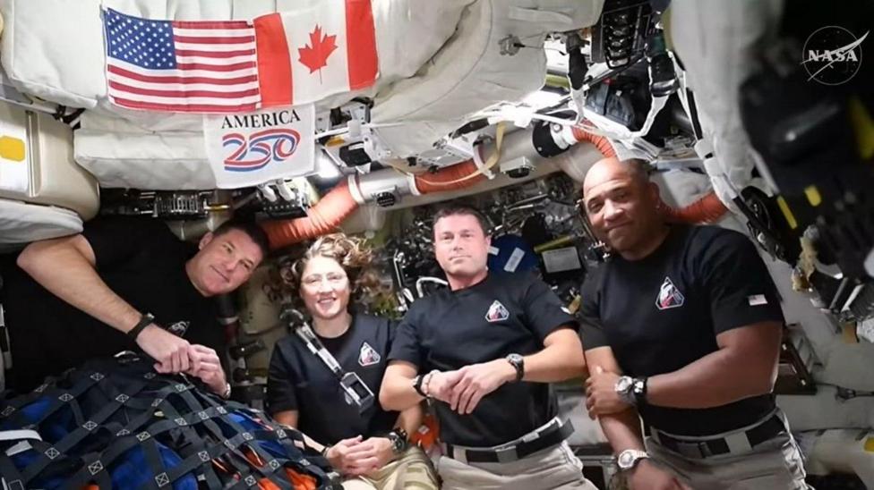 Artemis II: What happens to the astronauts now? - BBC News