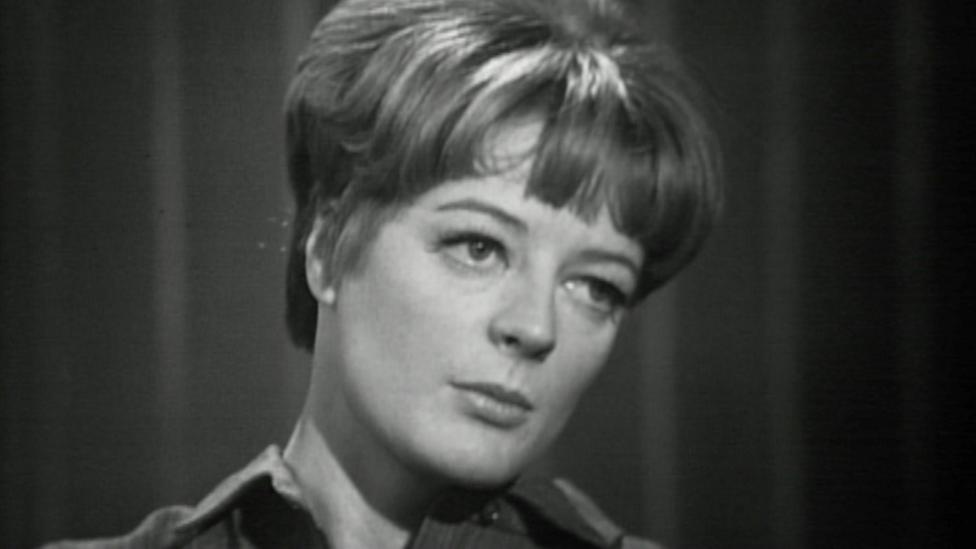 Dame Maggie Smith tributes paid by King and Harry Potter co-stars - BBC ...