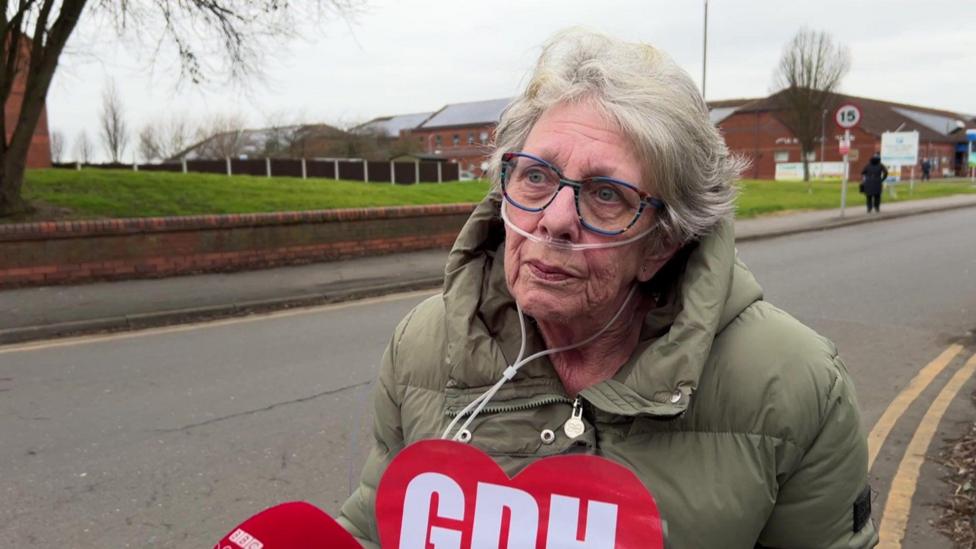 Fresh protest over Goole hospital as Genesis star backs campaign - BBC News