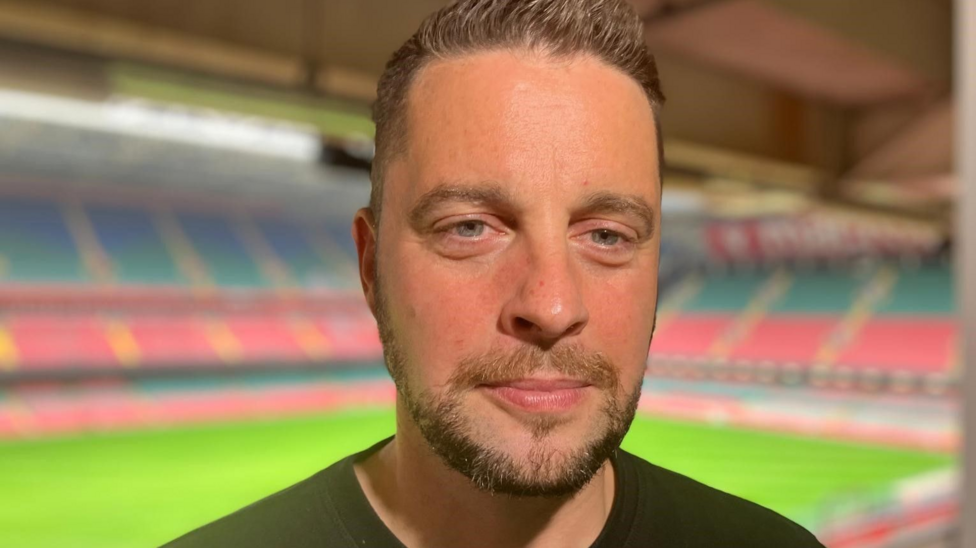 Lung cancer: DNA blood test could benefit thousands of patients - BBC News