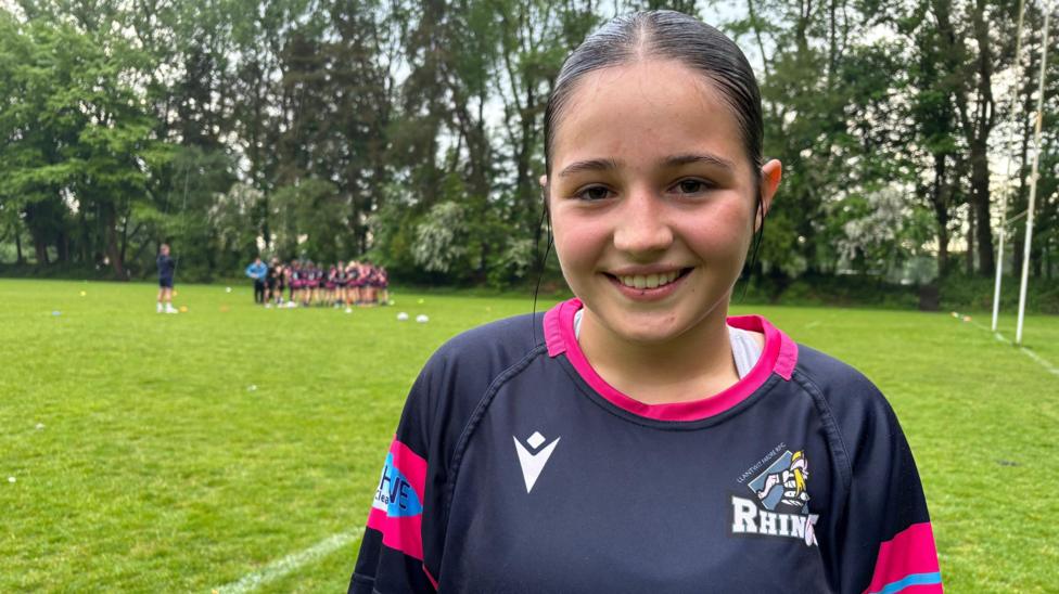 WRU community programme cut leaves children 'let down' - BBC News