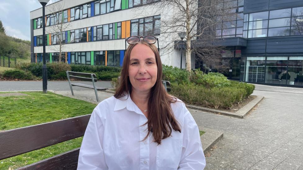 Schools shown anti-knife film in wake of Max and Mason's deaths - BBC News