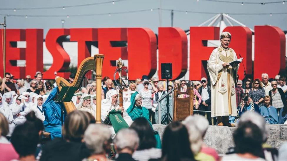 Eisteddfod essentials - BBC Cymru Fyw