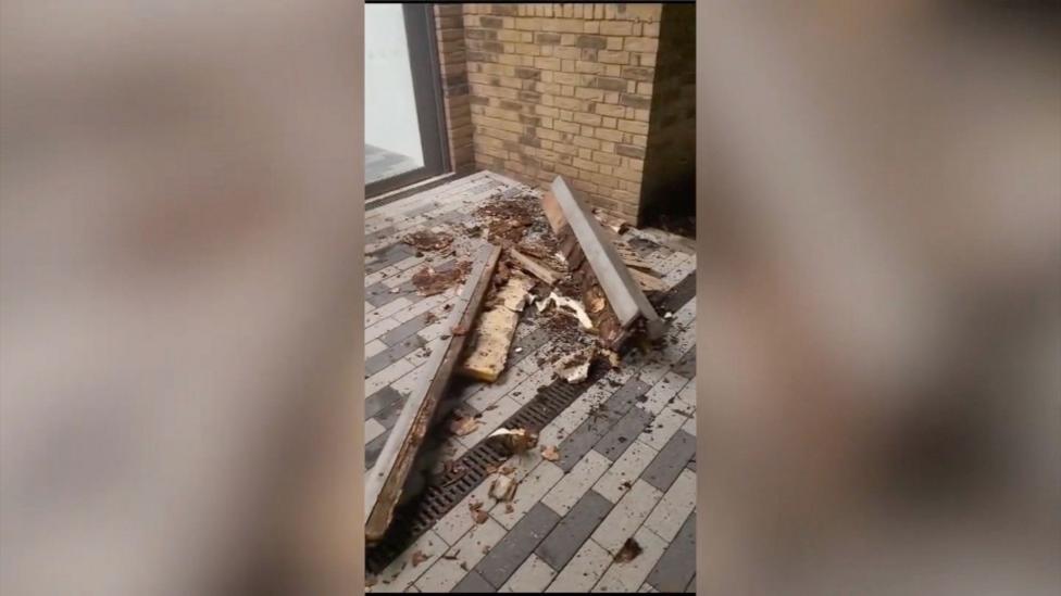 Barking balcony collapse: Disaster waiting to happen, say experts - BBC ...