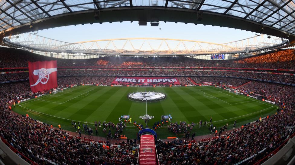 Arsenal's tifo fail vs PSG: Are English clubs bad at tifos? - BBC Sport