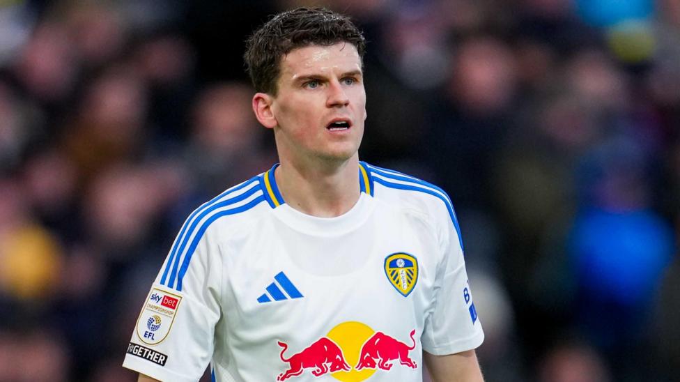 Sam Byram says he would love to stay at Leeds United - BBC Sport