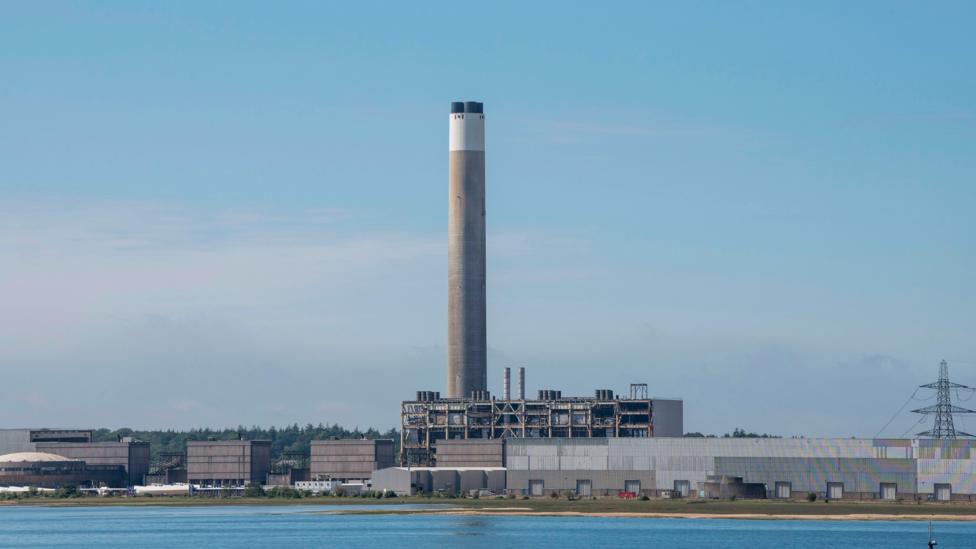 Hydrogen plan for former Fawley Power Station goes on show - BBC News