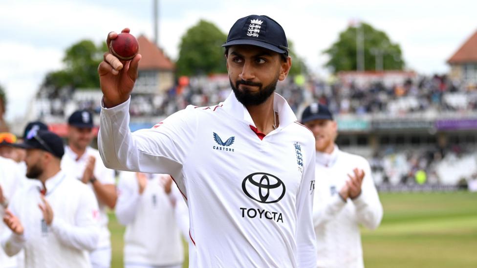 Shoaib Bashir: England spinner open to leaving Somerset - BBC Sport