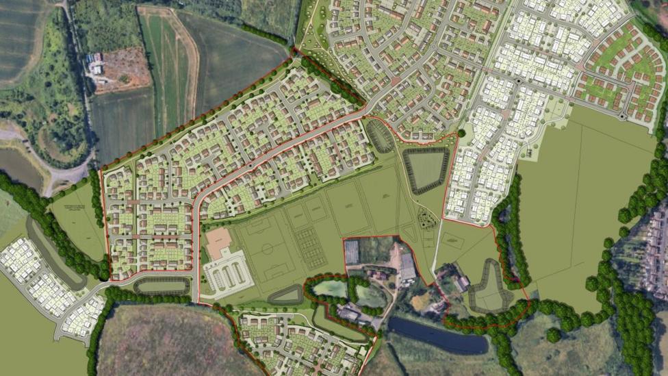 Worcestershire village Rushwick plan submitted for 1,000 homes - BBC News