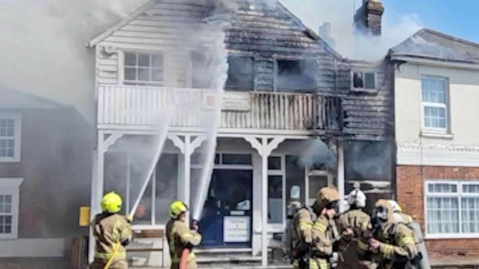Brightlingsea sailing club owners 'heartbroken' after fire - BBC News