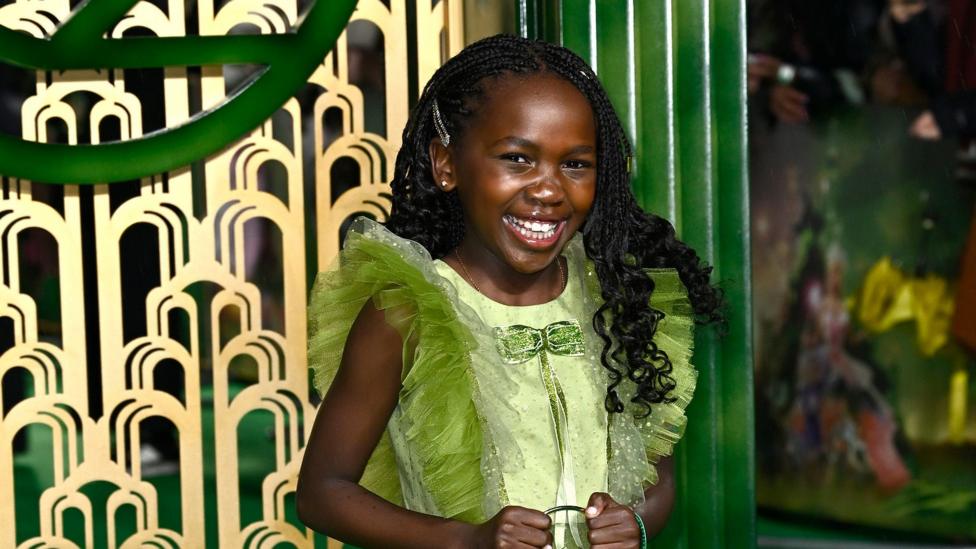 Meet the 10-year old who played Wicked's young Elphaba - BBC Newsround
