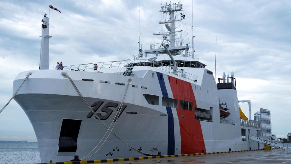 Colombia begins exploring 'holy grail of shipwrecks' - BBC News