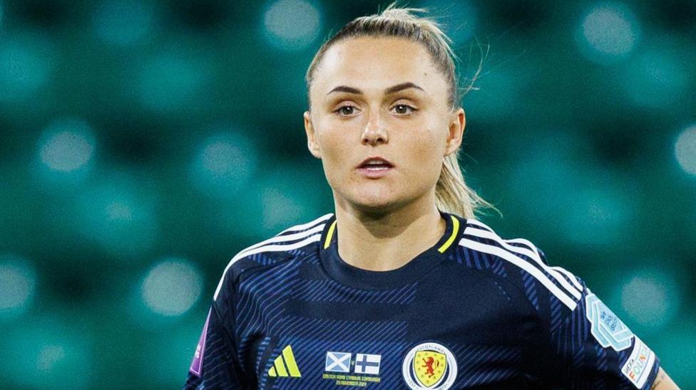 Sam Kerr hopes 'to find myself again' with Liverpool on loan from ...