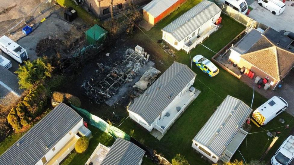 Ingoldmells caravan park owners send sympathy after fatal fire - BBC News