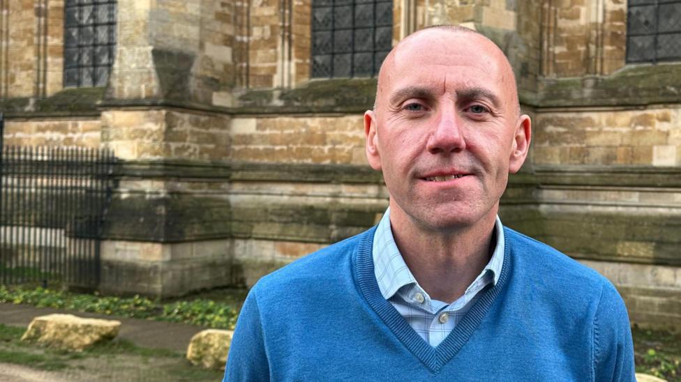 Rob Waltham standing in Greater Lincolnshire mayoral election - BBC News