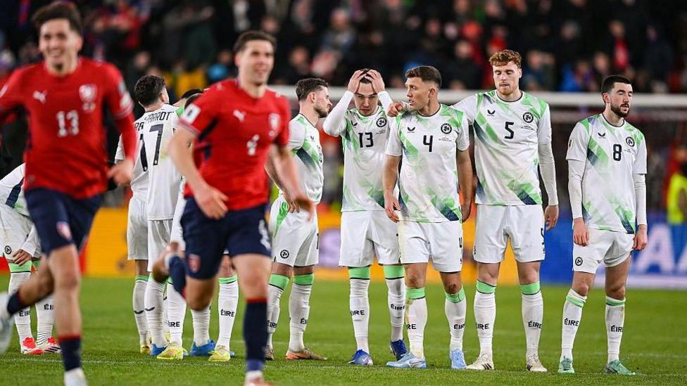 Czech Republic 2-2 Republic of Ireland (4-3 pens): Czechs end Irish ...