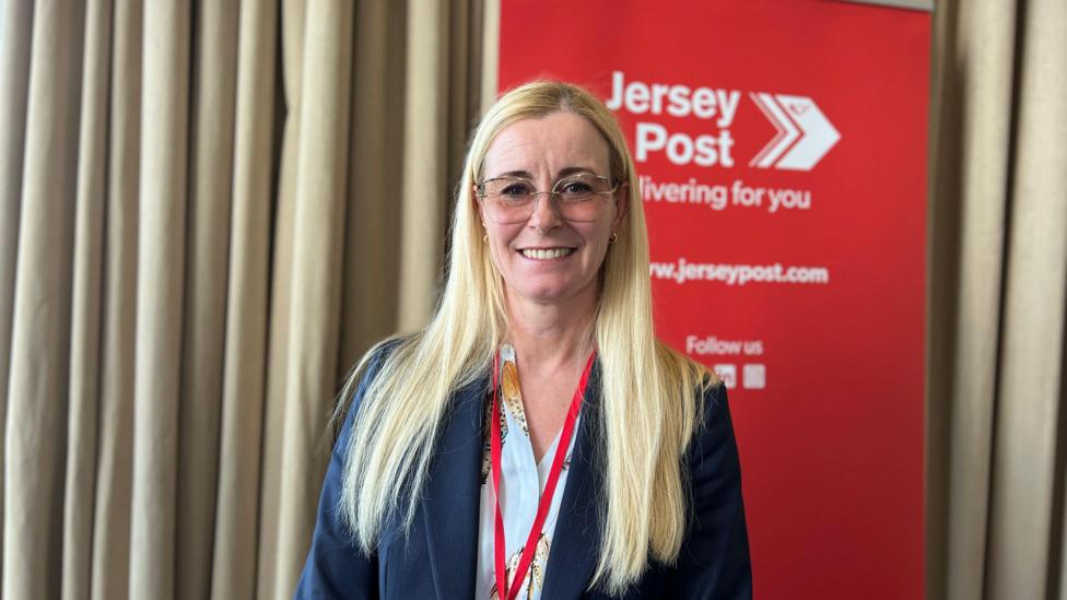 Jersey hosts global gathering of post experts - BBC News