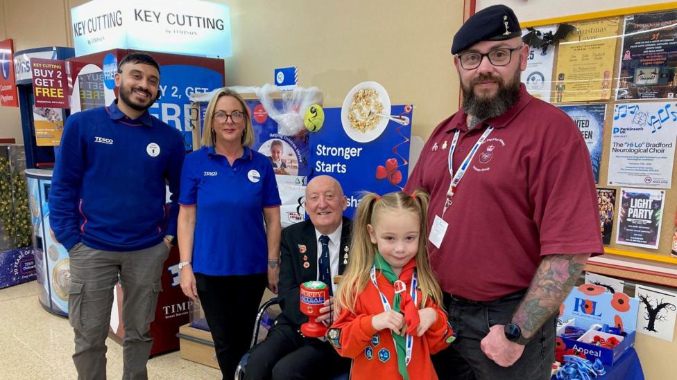 Ivy's pride at being Bradford's youngest Poppy Appeal collector - BBC News