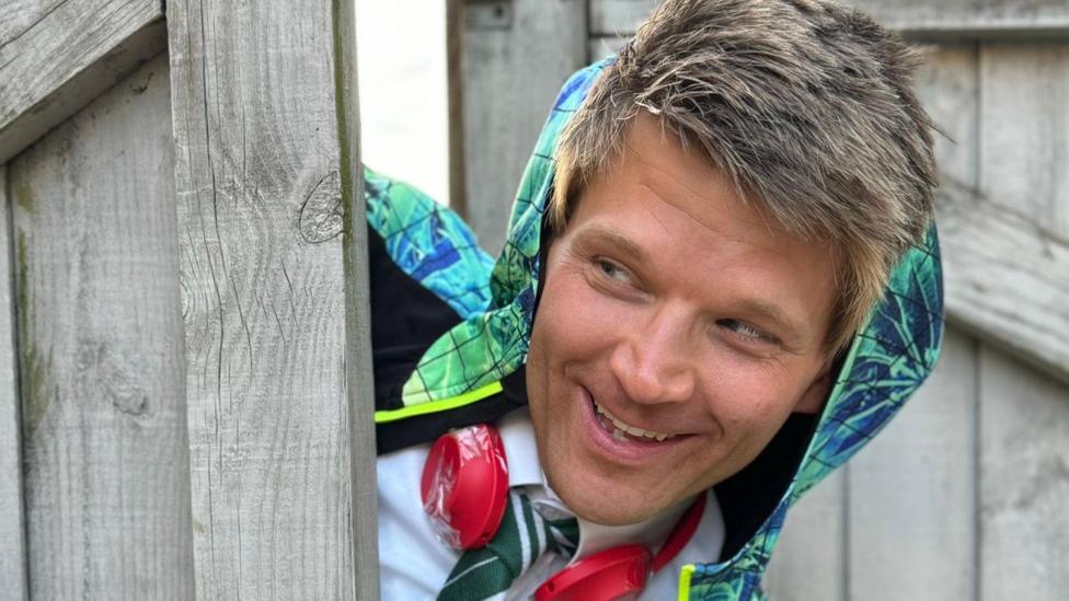 Tommy T shares his top tips for pupils starting high school - BBC News