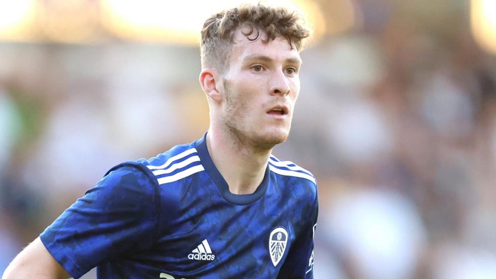 Charlie Allen: Midfielder returns to Linfield after four-year Leeds ...