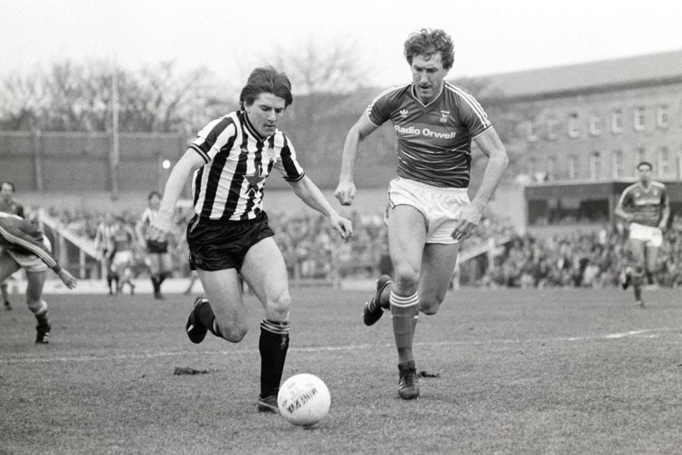 Terry Butcher praises book on conflict veterans' mental struggles - BBC ...
