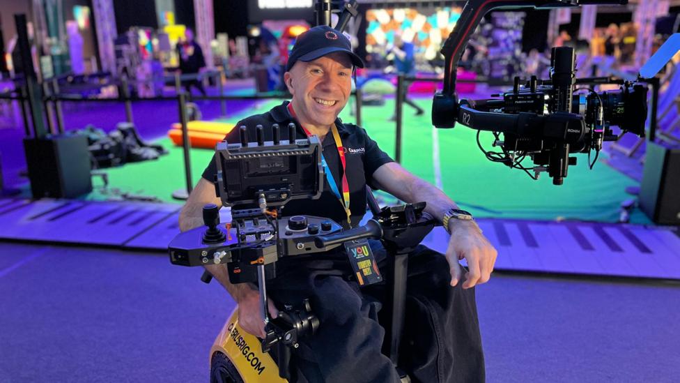 Wheelchair camera system is 'milestone for disabled film-makers' - BBC News