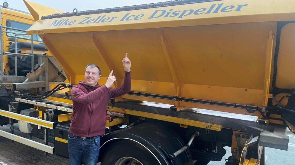 Gritter named after BBC Radio Cumbria's Mike Zeller - BBC News