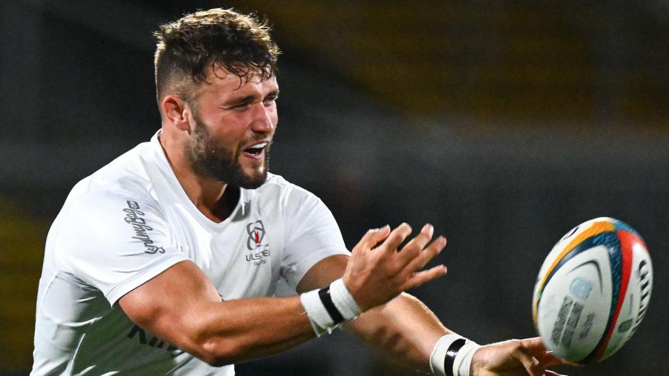 Ulster Rugby: Ben Carson signs contract extension until 2028 - BBC Sport