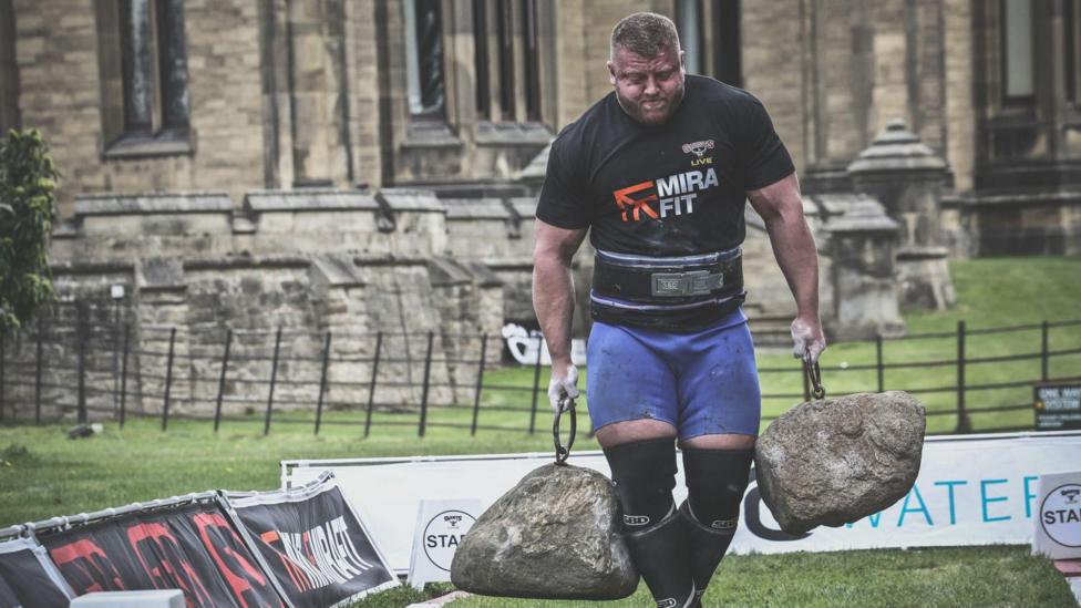 Harrogate strongman on his preparation for world titles - BBC News