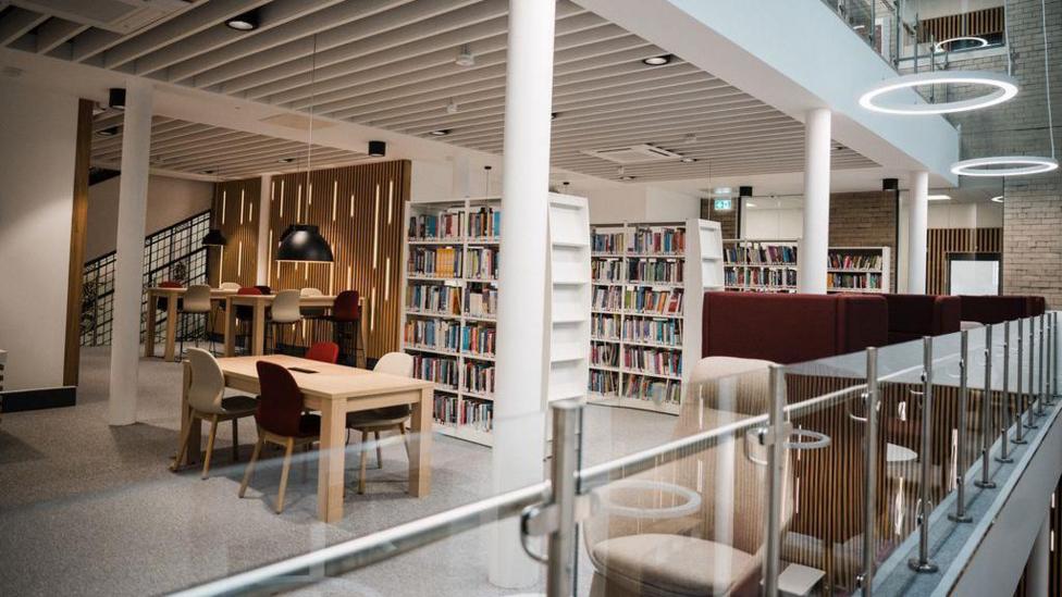 Barnsley College unveils new £16m University Centre - BBC News