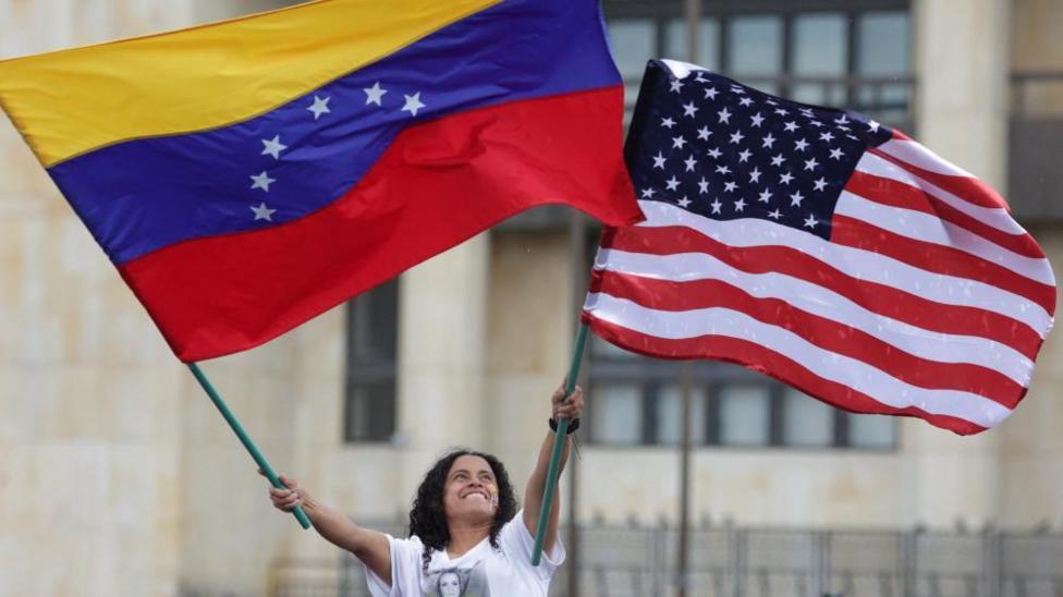 Spies, drones and blowtorches: How the US captured Maduro - BBC News