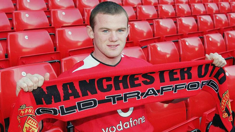 Wayne Rooney on Mr Tumble and Coleen putting Liverpool flags up - BBC Sport
