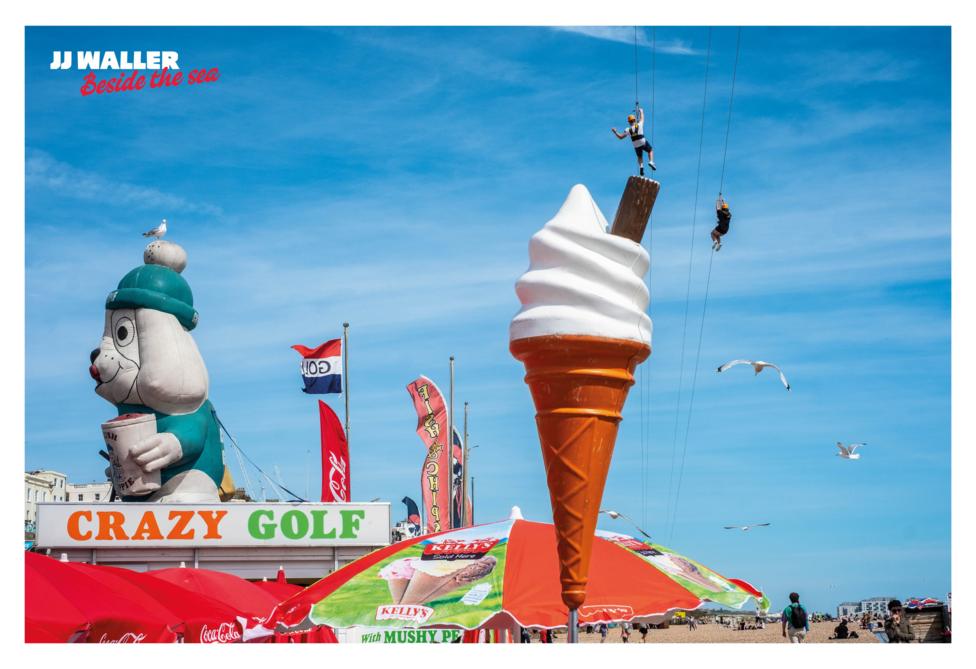 Brighton bus photo exhibition by Martin Parr and JJ Waller - BBC Newsround