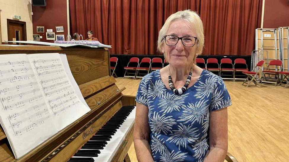 Dysgwr y Flwyddyn 2025: Cwrdd â Rachel Bedwin - BBC Cymru Fyw