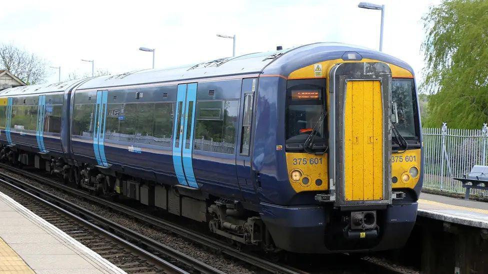 Major train disruption in South East over bank holiday weekend - BBC News