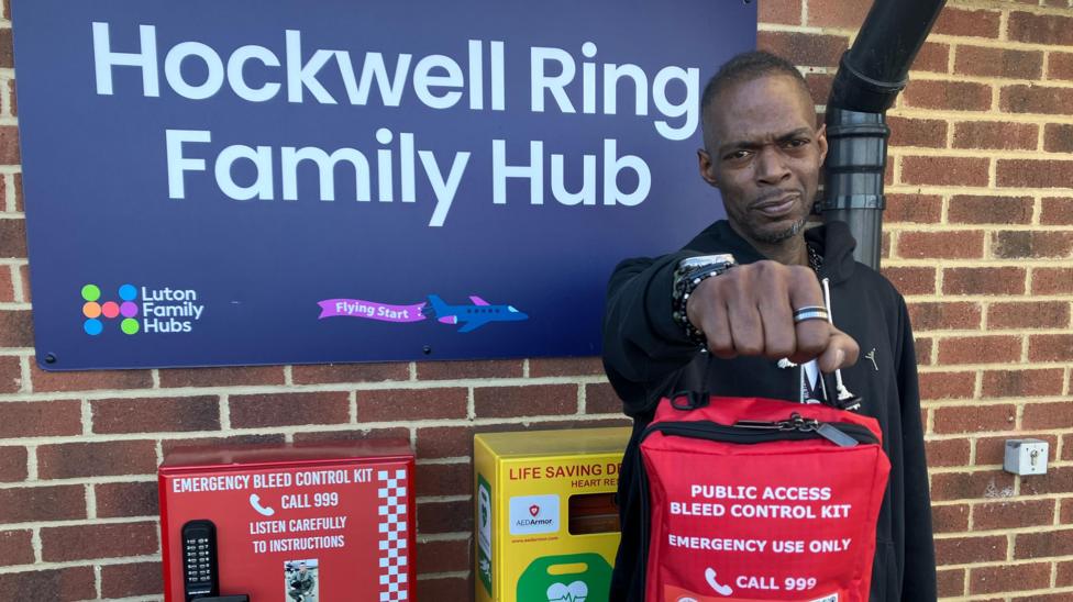 Luton MP welcomes police funding to tackle gang and knife crime - BBC News