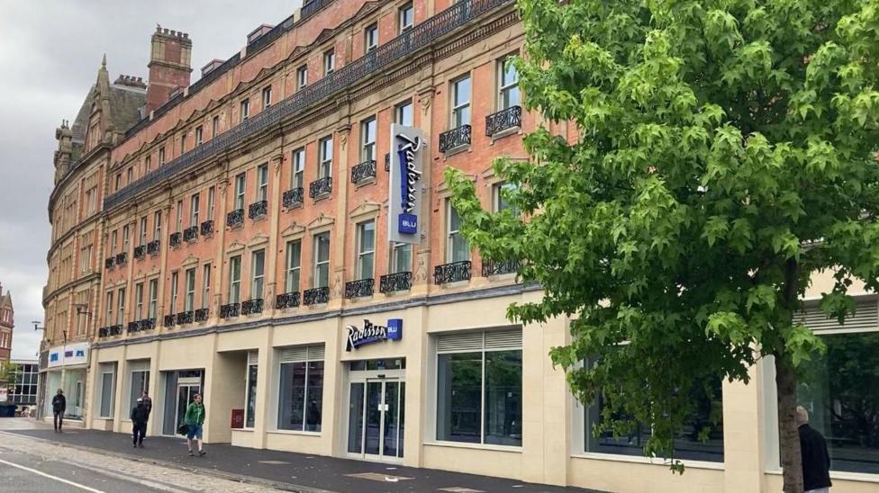 Half of units in Sheffield's Heart of the City scheme empty - BBC News