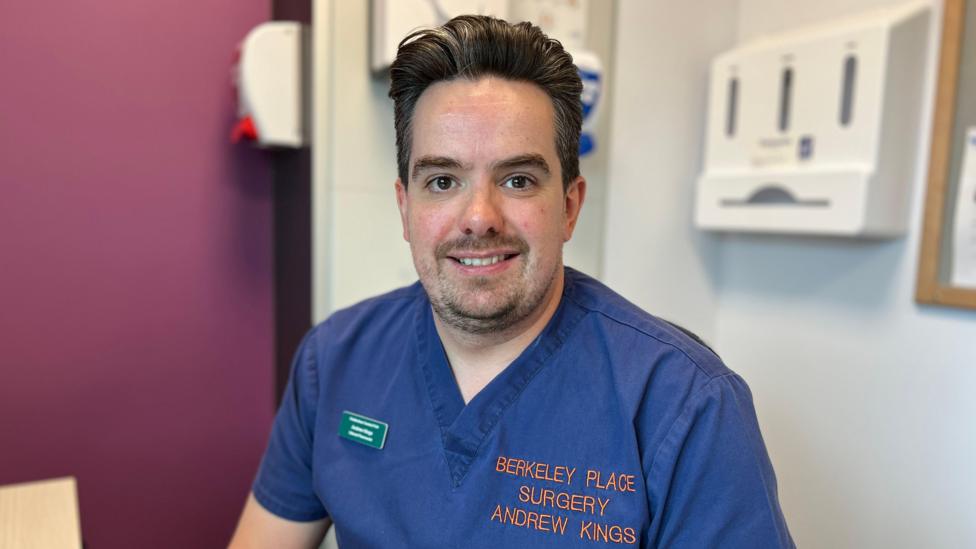 Gloucestershire surgeries leading the way to make NHS greener - BBC News