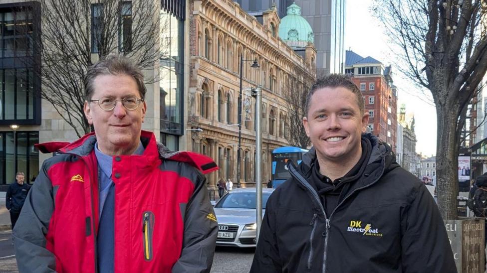 Heart health: Passerby lifesaver urges tradesmen to carry ...