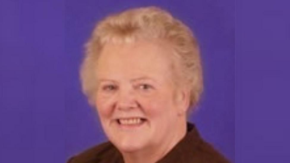 Wolverhampton alderwoman and long-standing councillor honoured - BBC News