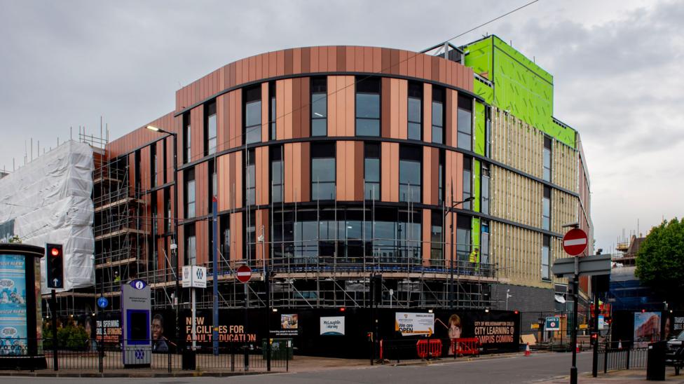New Wolverhampton college campus opens doors to first students - BBC News
