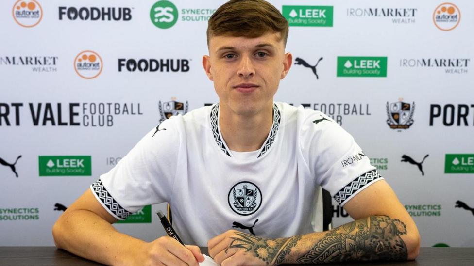 Kyle John: Vale sign right-back on one-year deal - BBC Sport