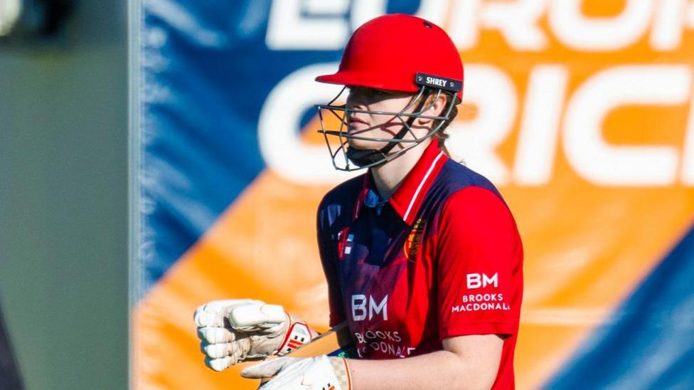Jersey women lose two T20 World Cup qualifiers in Italy - BBC Sport