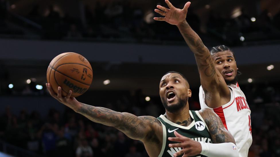 Milwaukee Bucks 101-100 Houston Rockets: Damian Lillard leads late ...