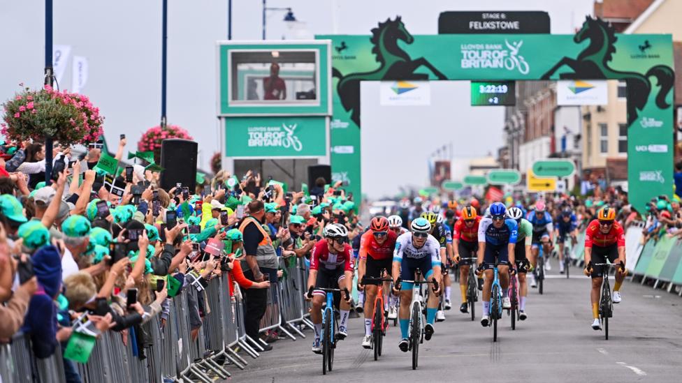 Tour of Britain cycling race announces Suffolk stage routes - BBC News