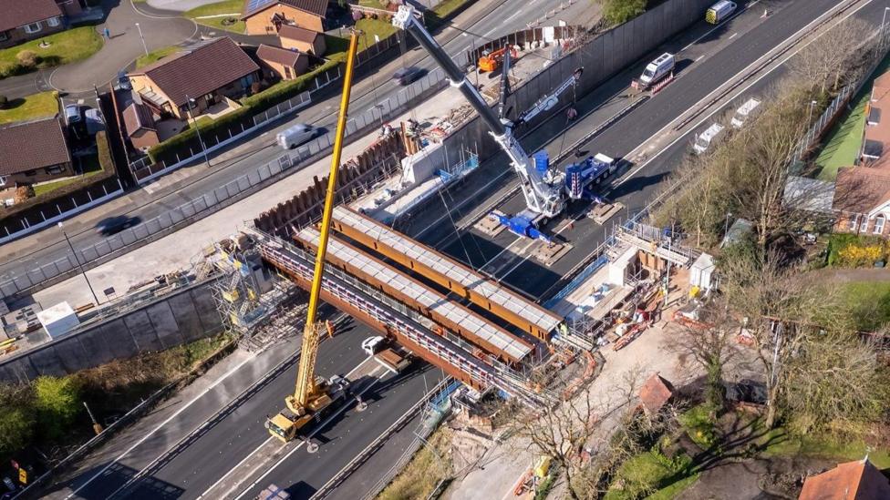 Denton M67 works: 50mph speed limits set to be removed - BBC News