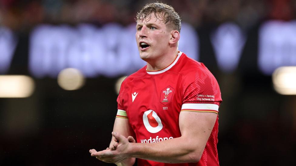 Six Nations 2025: Wales name uncapped players Ellis Mee and Dan Edwards ...
