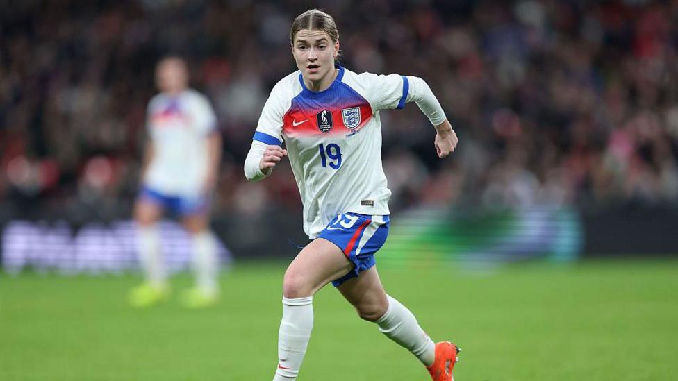 Can Jess Park take Manchester United form into England games? - BBC Sport