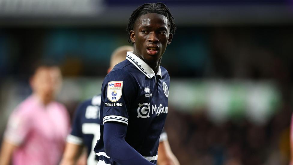 Romain Esse: Millwall boss Alex Neil wants resolution to Crystal Palace ...