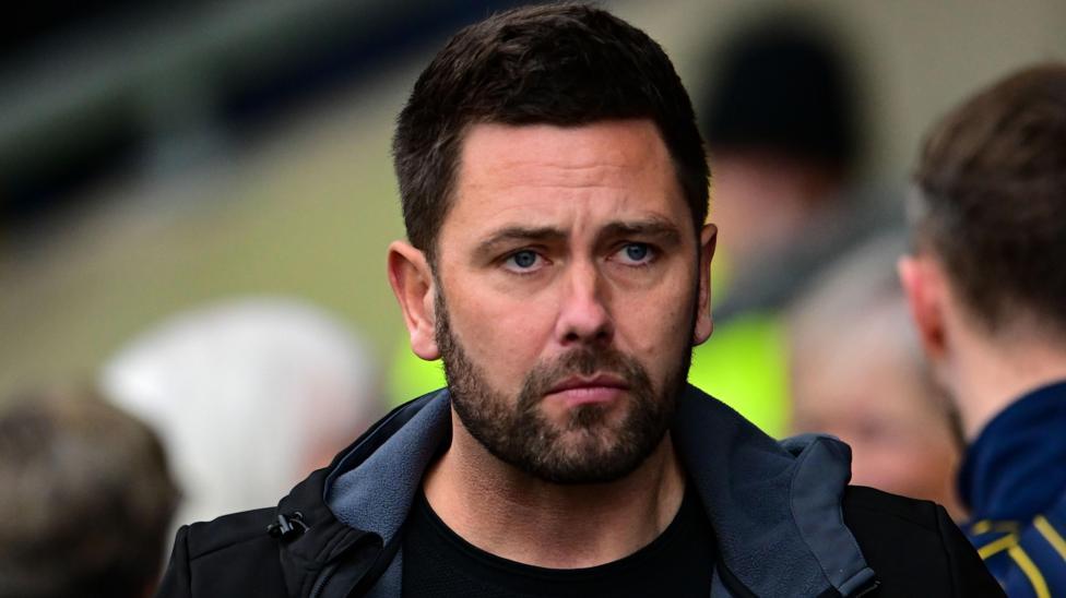 Oxford United: Three players return to face Middlesbrough - BBC Sport